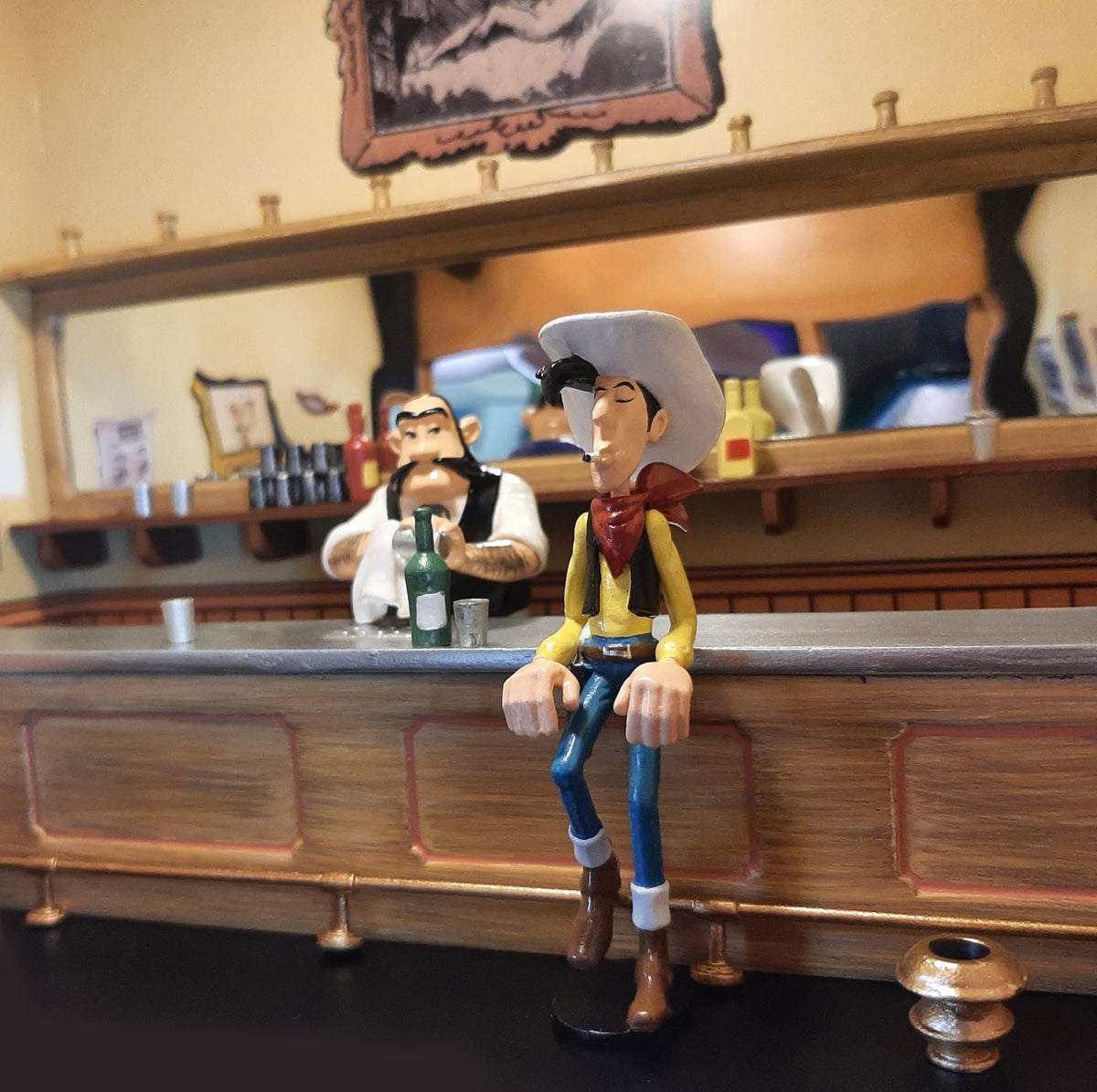 Figurine Pixi Lucky Luke: le Saloon, collection Pixirama 2025 (06805 ...