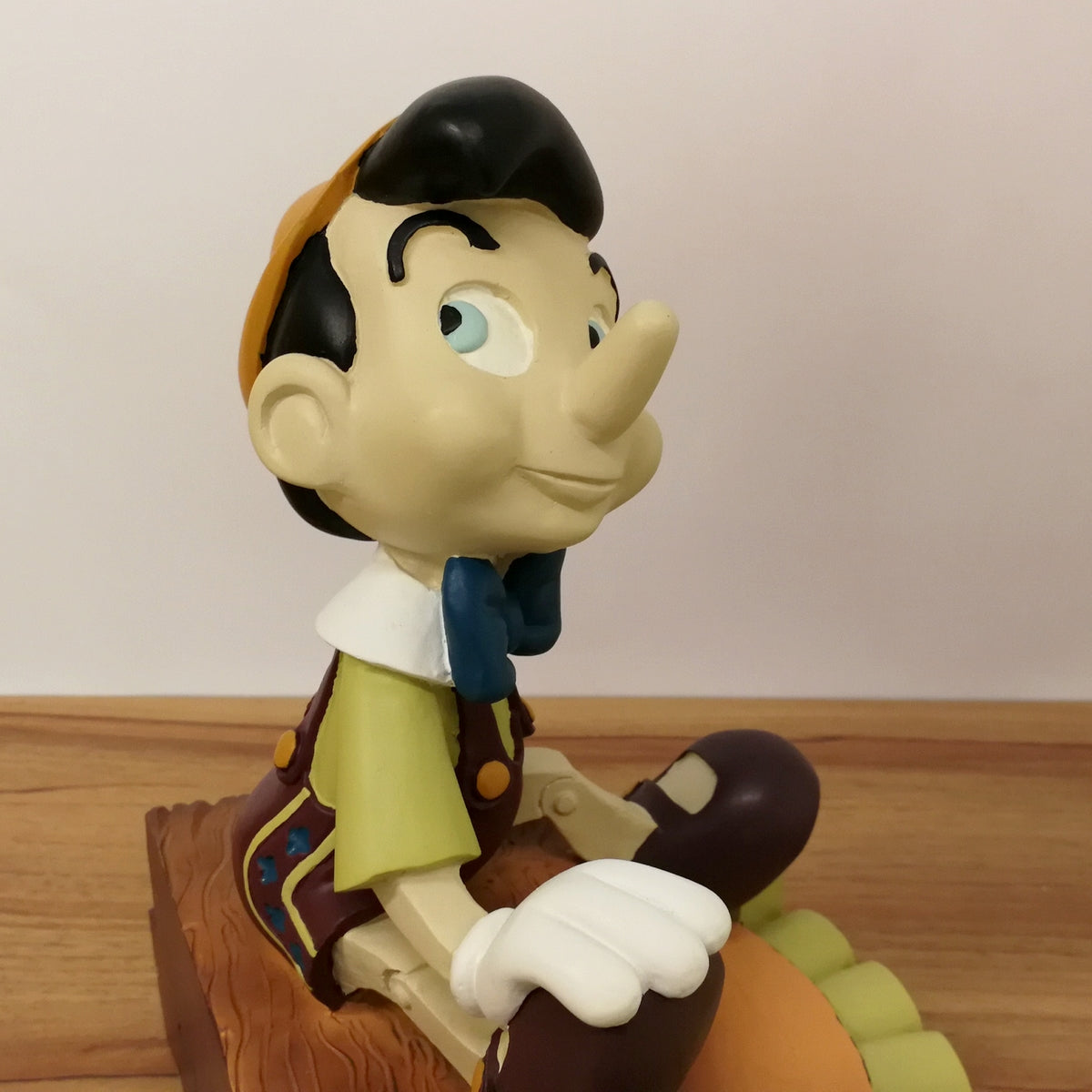 Statuette en résine Pinocchio diorama Démons & Merveilles v12e – La ...